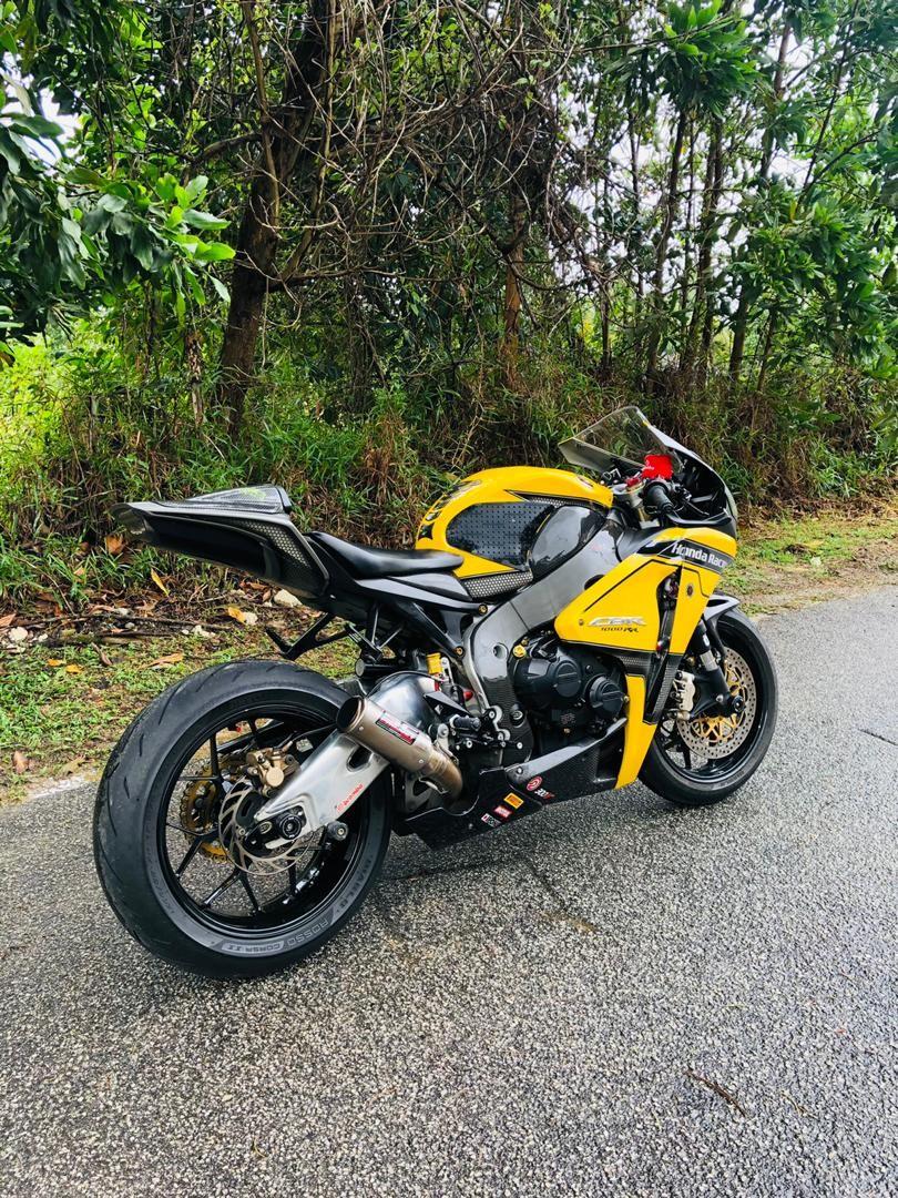 HONDA CBR 1000RR RABBIT FULLY LOADED, Motorbikes on Carousell