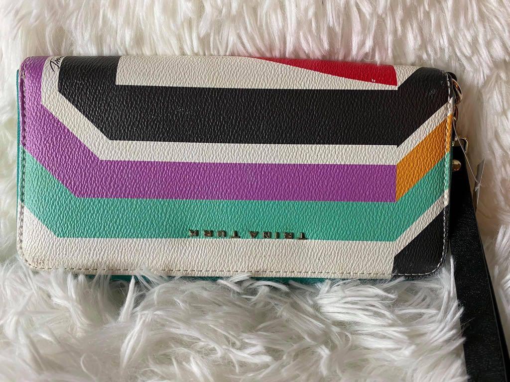 Trina Turk Long wallet (On Hand), Women's Fashion, Bags & Wallets ...