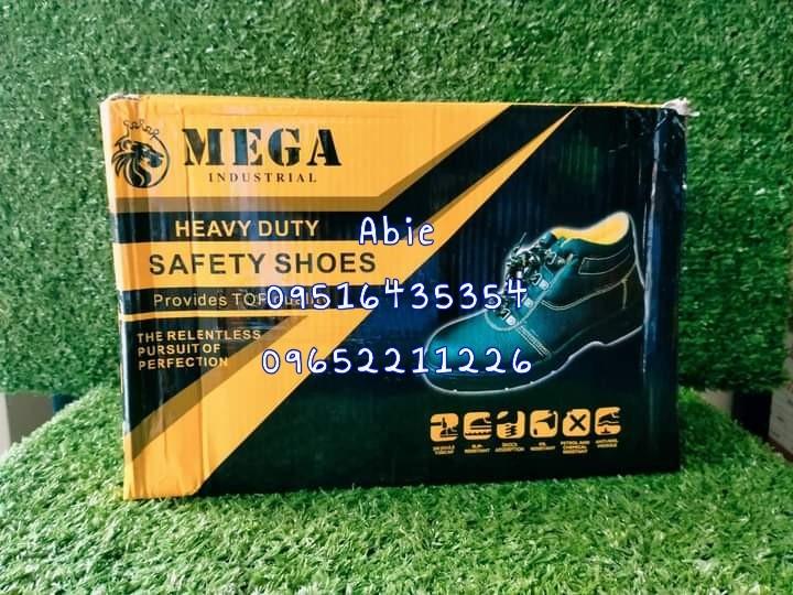 MEGA Safety Shoes, Men's Fashion, Footwear, Boots on Carousell