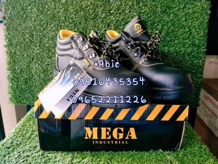 MEGA Safety Shoes, Men's Fashion, Footwear, Boots on Carousell