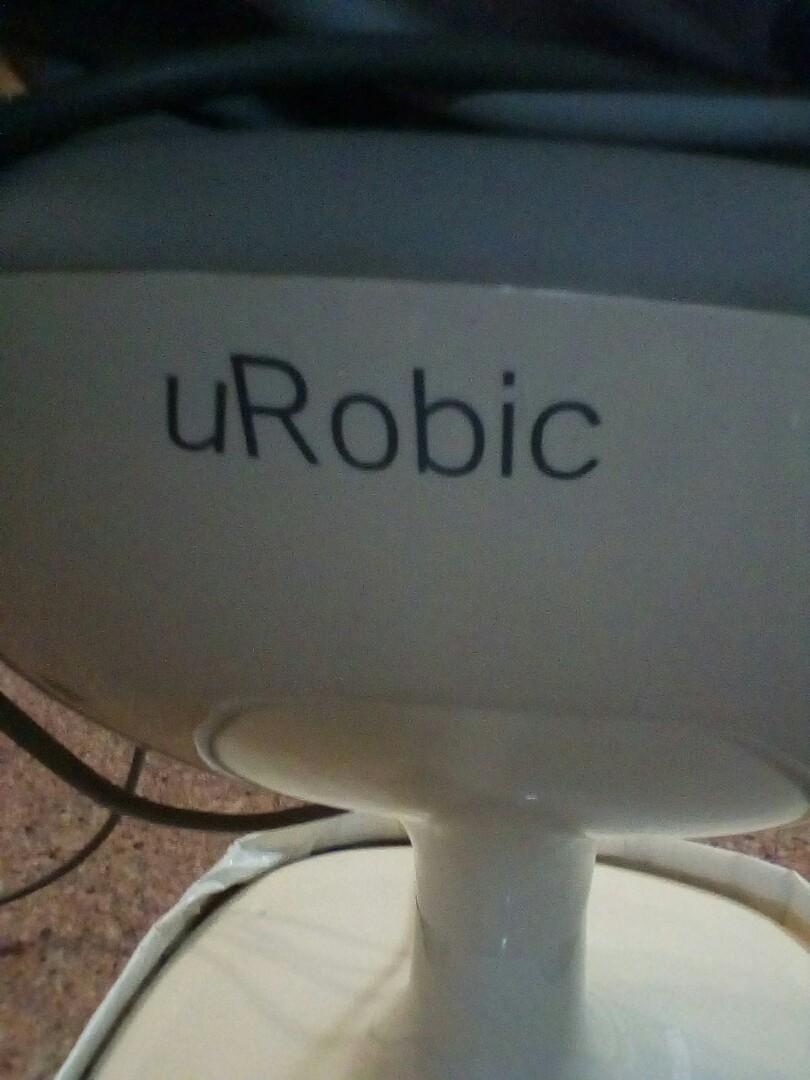 Osim uRobic slim workout chair, Health & Nutrition, Massage Devices on ...