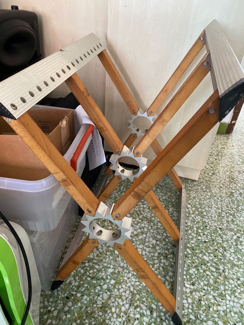 Spider stand, Audio, Other Audio Equipment on Carousell