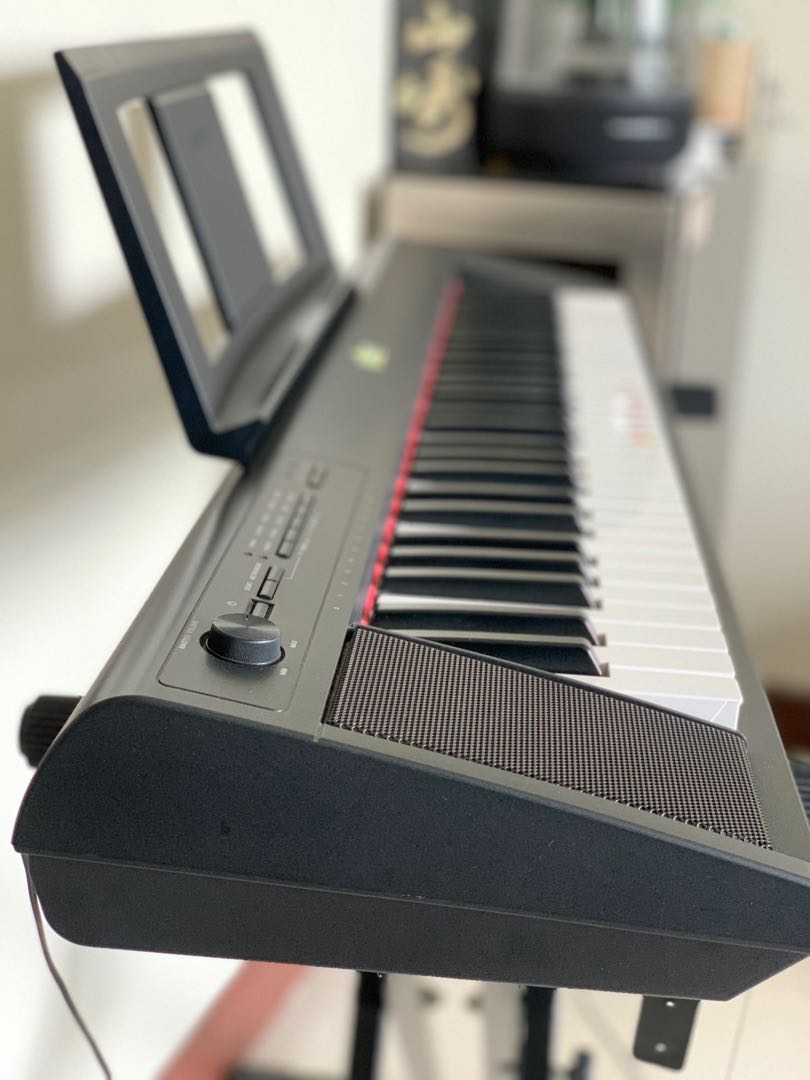 Yamaha Piano Keyboard (Piaggero NP-12), Hobbies & Toys, Music & Media ...
