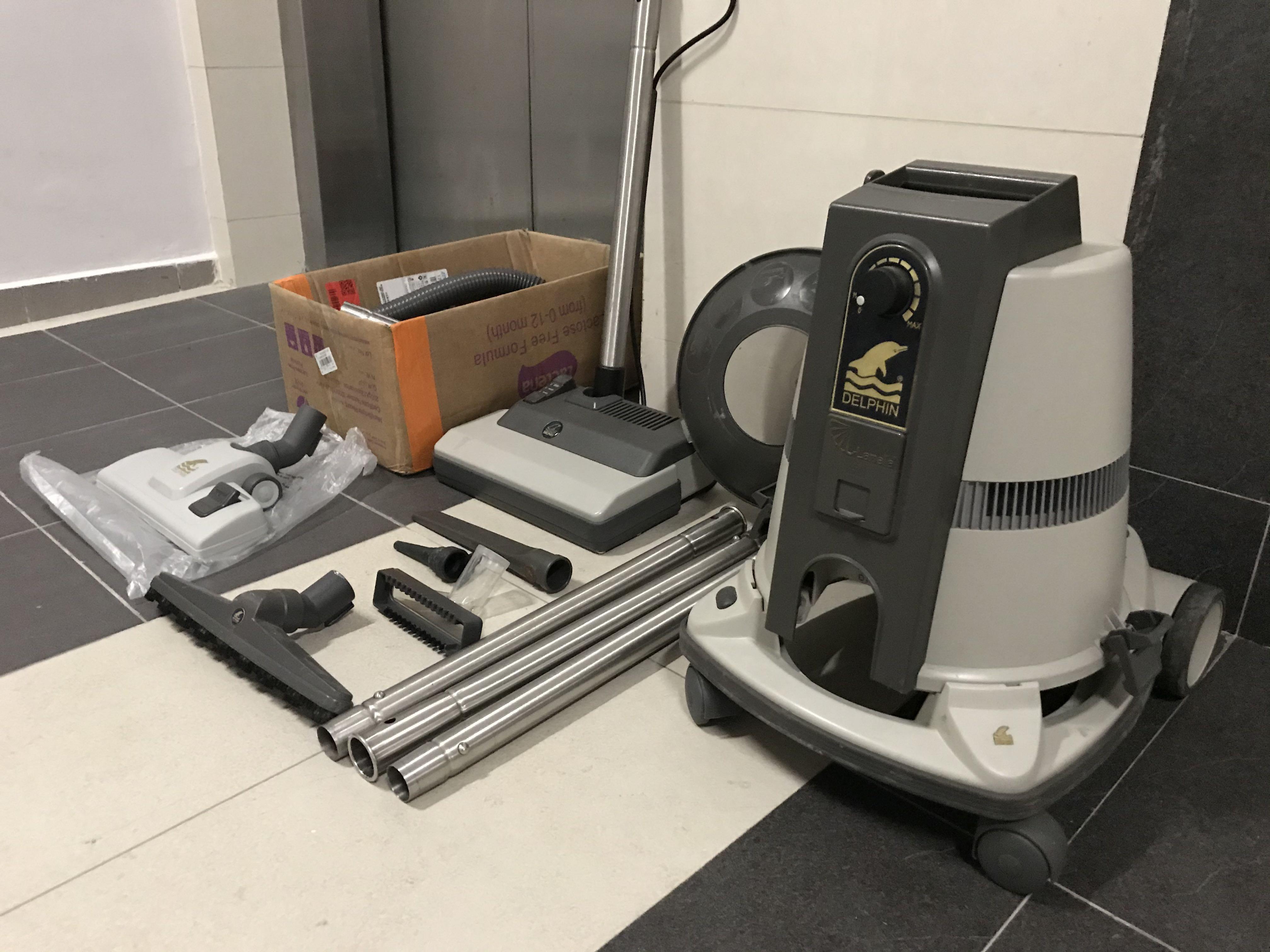 Delphin Vacuum Cleaner DP 2002 / Full Set with Accessories and Brand ...