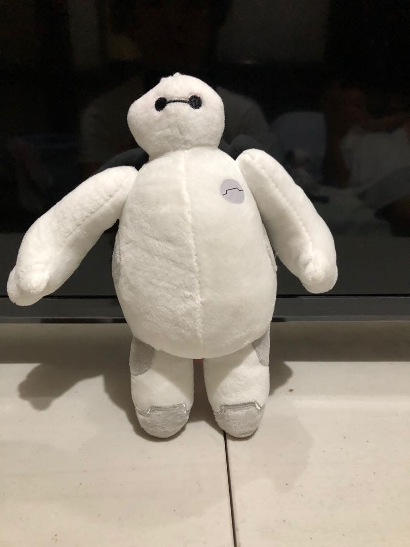 Disney Big Hero 6 Baymax 8” Plush, Hobbies & Toys, Toys & Games on ...