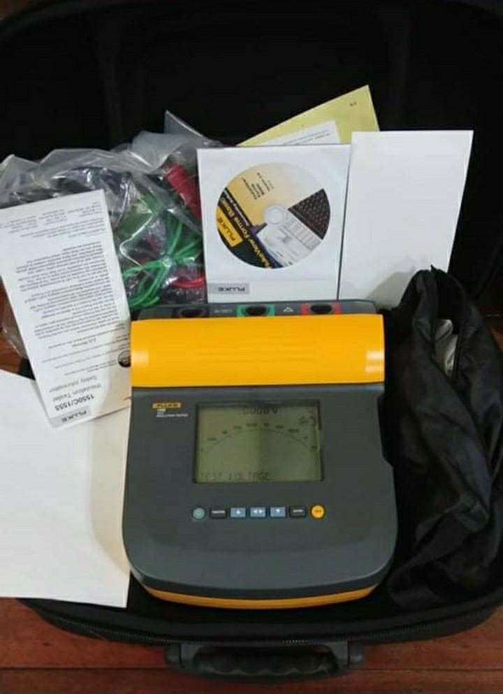 FLUKE 1555 10kv insulation tester, Commercial & Industrial ...