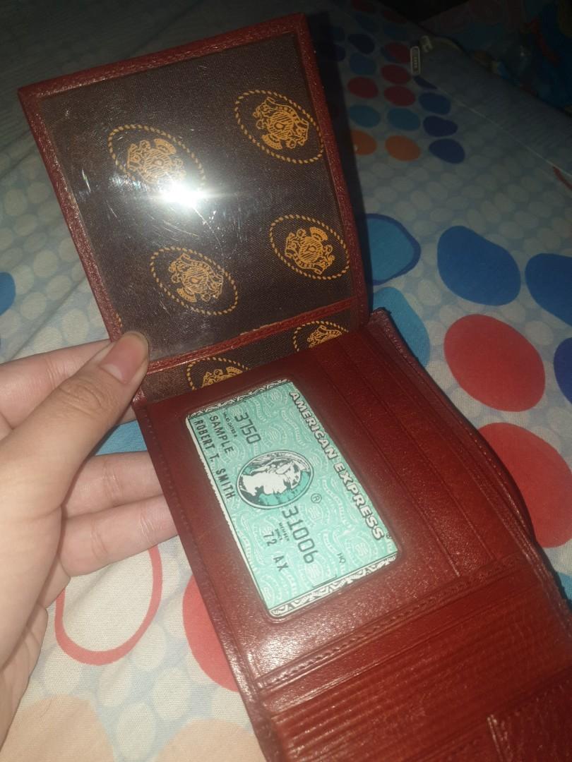 Peridot Wallet, Men's Fashion, Watches & Accessories, Wallets & Card ...