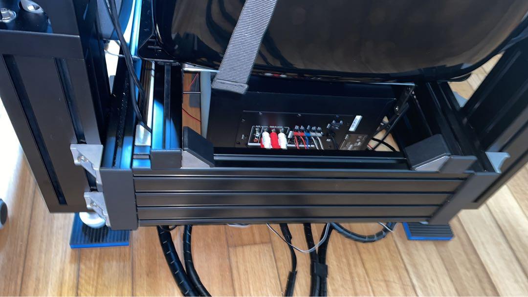 Sim Lab P1-X sim racing rig 8020 profile with TRAK racer bucket seat ...