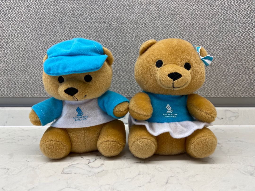 Singapore Airlines First Class Souvenir Bear Set, Hobbies & Toys, Toys ...
