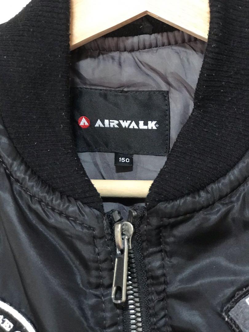 Airwalk Bomber Jacket, Men's Fashion, Tops & Sets, Hoodies on Carousell