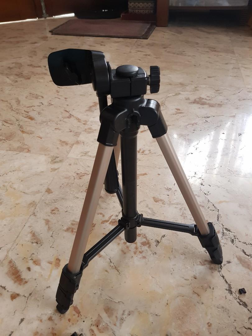 Damaged Tripod, Photography, Photography Accessories, Tripods ...