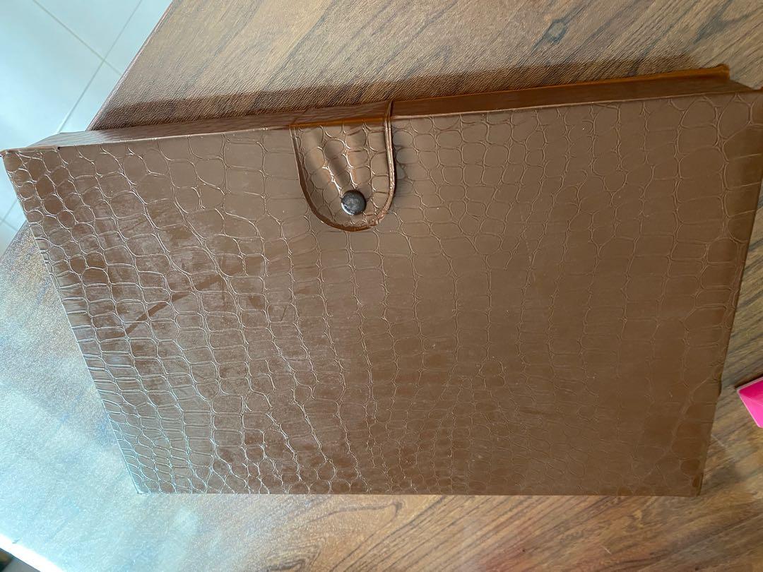 lami mahjong set, Hobbies & Toys, Toys & Games on Carousell