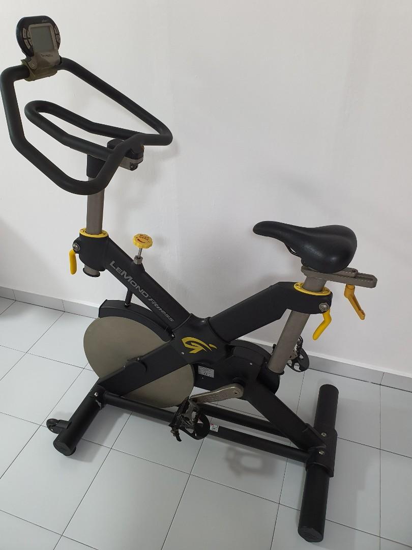 LEMOND REVMASTER CYCLING BIKE / Spin Bike, Sports Equipment, Exercise ...