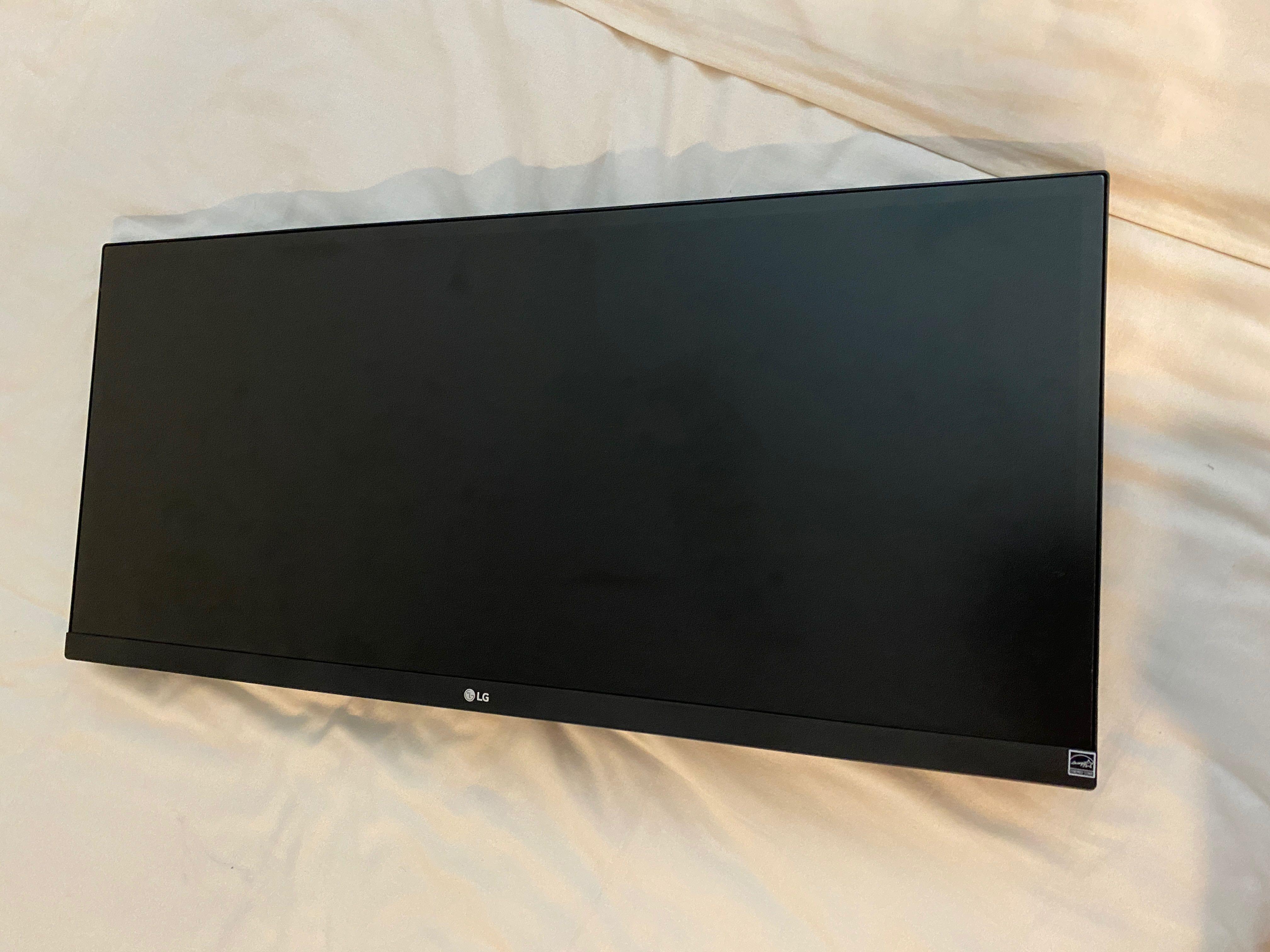 LG 29WK500 Ultrawide Monitor, Electronics, Computer Parts & Accessories on Carousell