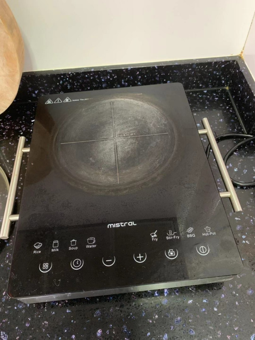 Mistral MCC317 2000W Ceramic Cooker for Slae, TV & Home Appliances ...