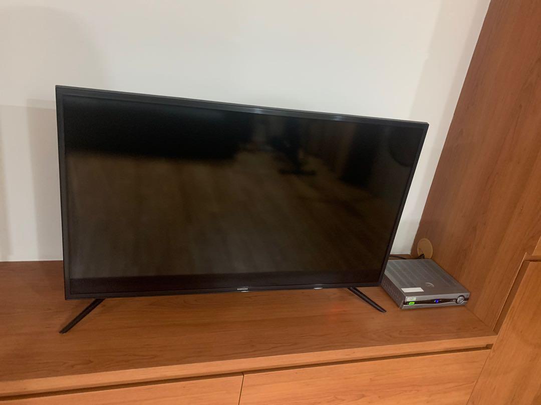 Samsung TV - 36” x 21” on Carousell