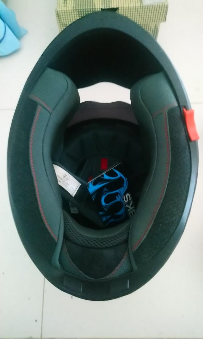 BKS full face helmet, Motorcycles, Motorcycle Apparel on Carousell