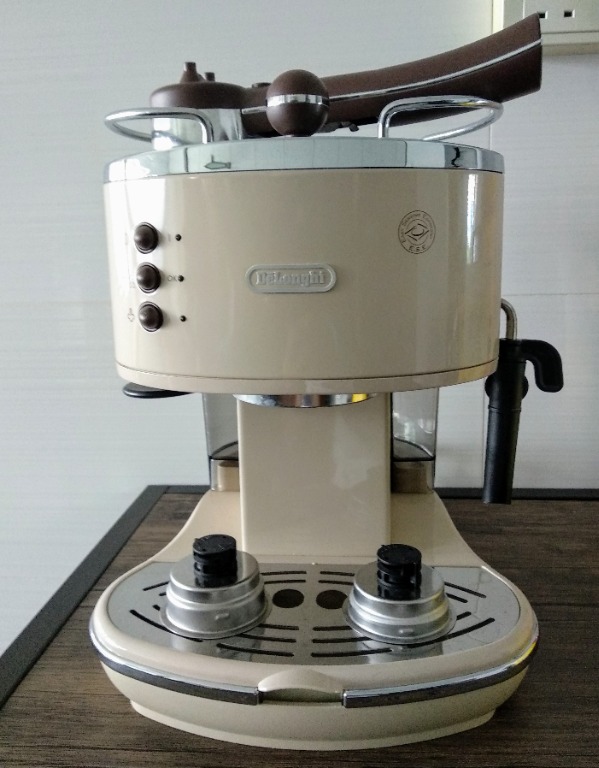 Delonghi Icona Vintage espresso machine to give away, TV & Home ...