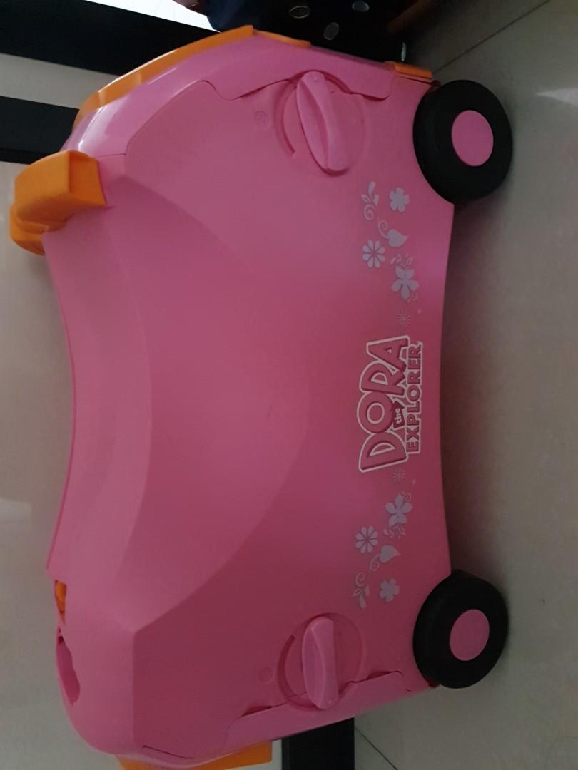 Dora the explorer car, Hobbies & Toys, Books & Magazines, Children's ...