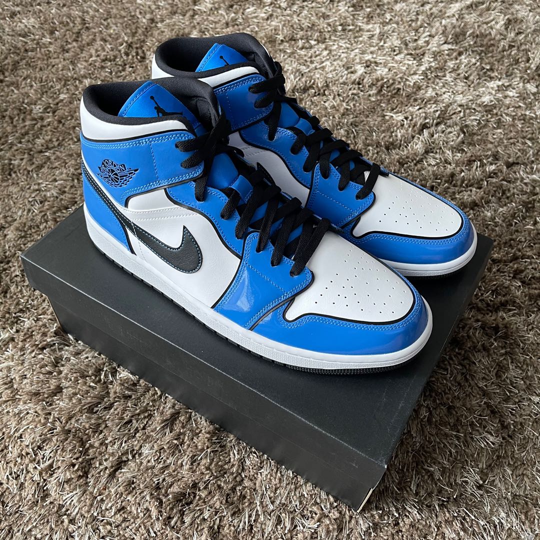Jordan 1 Mid Signal Blue, Men's Fashion, Footwear, Sneakers on Carousell