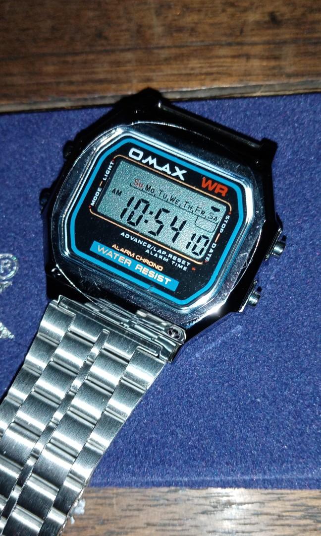 Omax vintage digital watch, Men's Fashion, Watches & Accessories ...
