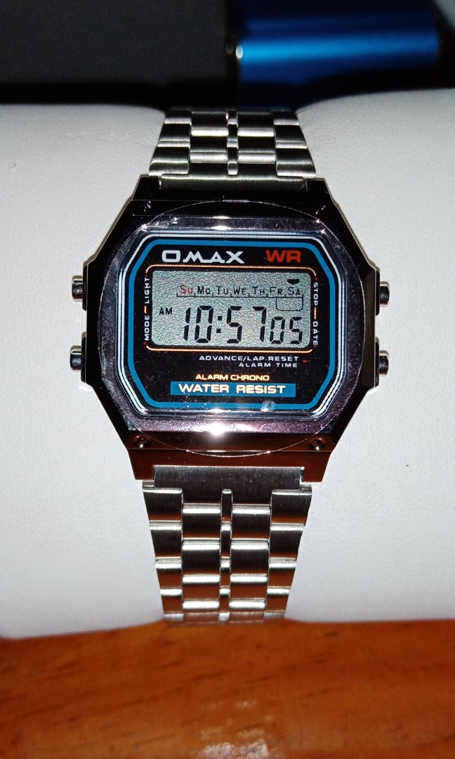Omax vintage digital watch, Men's Fashion, Watches & Accessories ...