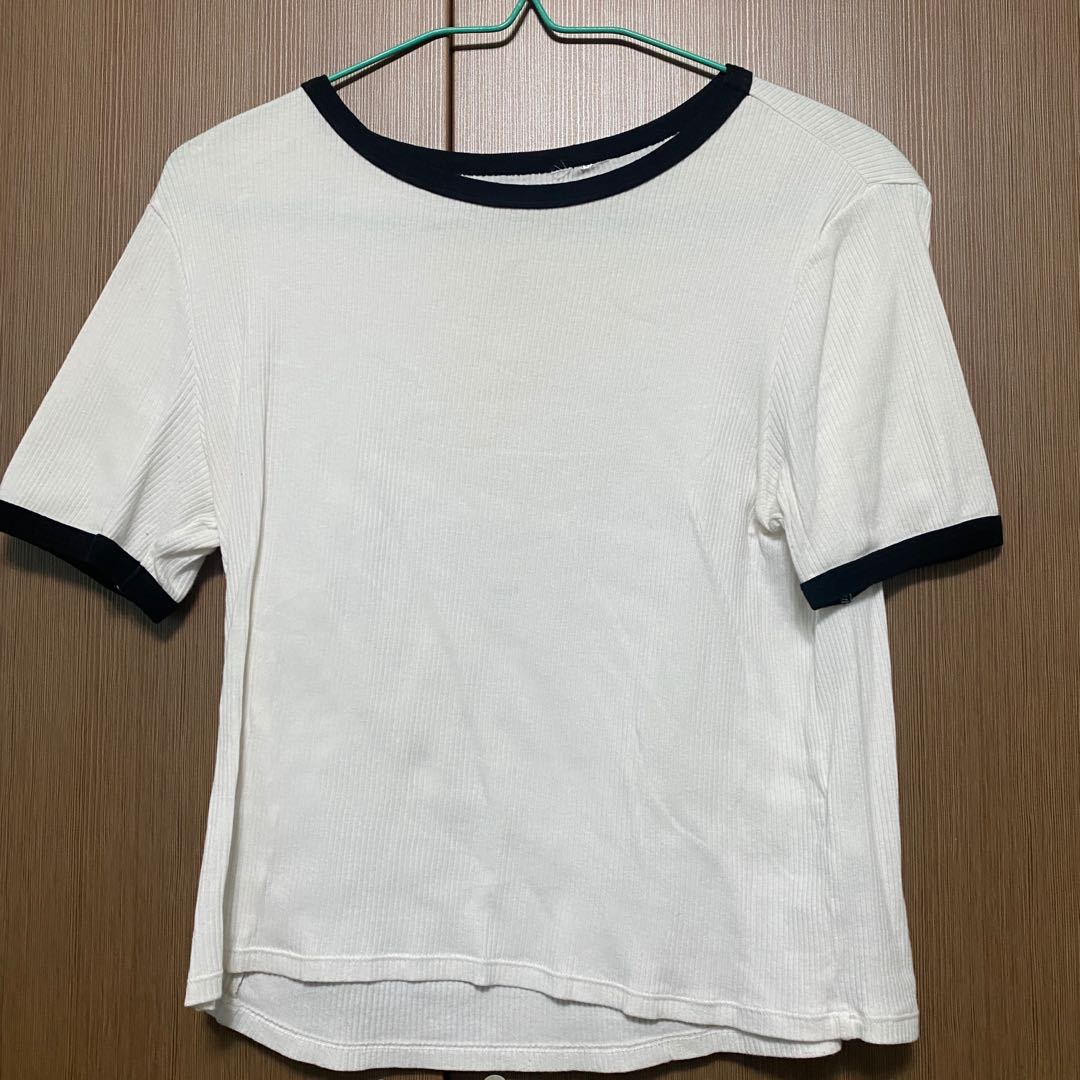 Plain White Ringer Top (Black Outline), Women's Fashion, Tops, Other ...