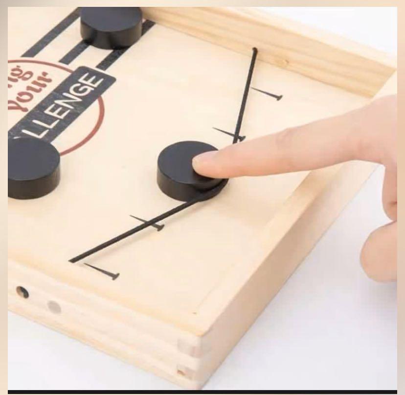 Sling pluck carrom board game, Hobbies & Toys, Toys & Games on Carousell