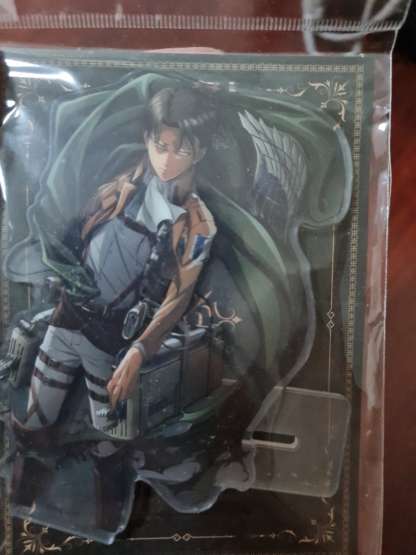 Attack on titan/ shingeki no kyojin levi standee, Hobbies & Toys ...