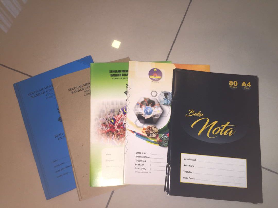 Buku nota sekolah note book, Hobbies & Toys, Books & Magazines ...