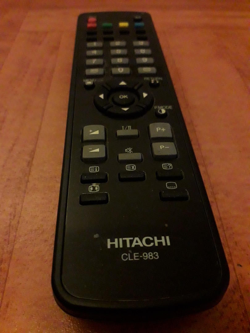 Hitachi TV remote control 日立電視搖控, 家庭電器, 電視 & 其他娛樂, 電視組件及配件 - Carousell