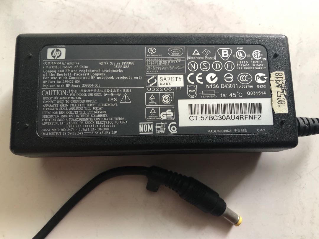 Hp original adaptor, Computers & Tech, Parts & Accessories, Cables ...