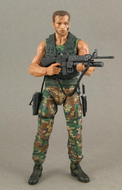 Neca The Predator Jungle Patrol Dutch Predators Hunter 18 Inch Action ...