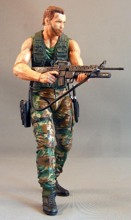 Neca The Predator Jungle Patrol Dutch Predators Hunter 18 Inch Action ...