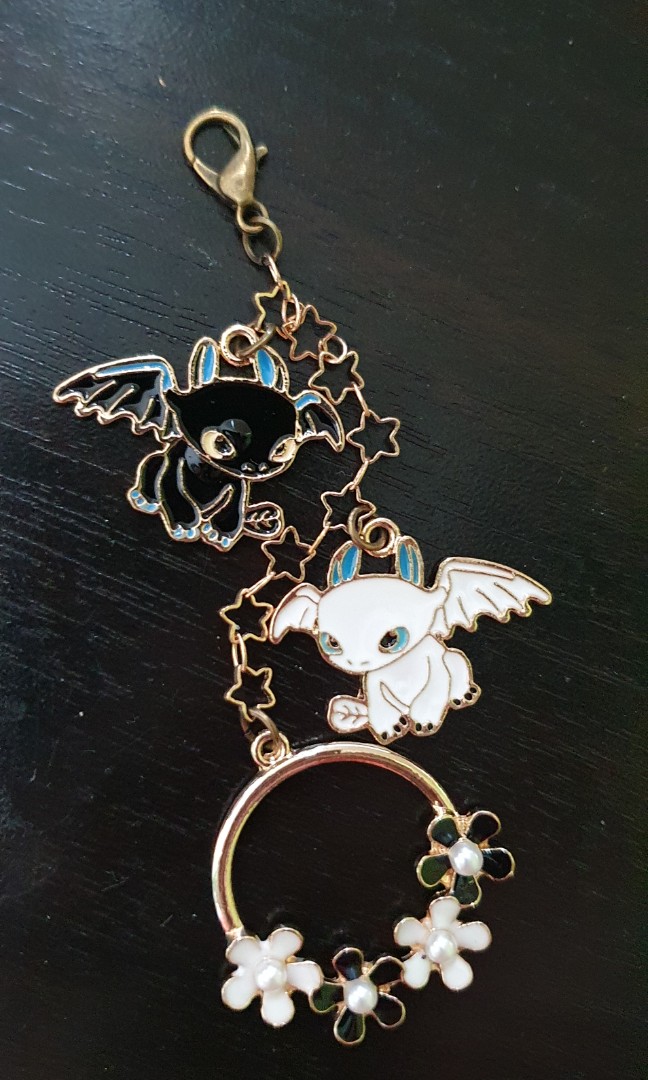 Toothless and Light fury charm, Women's Fashion, Watches & Accessories ...