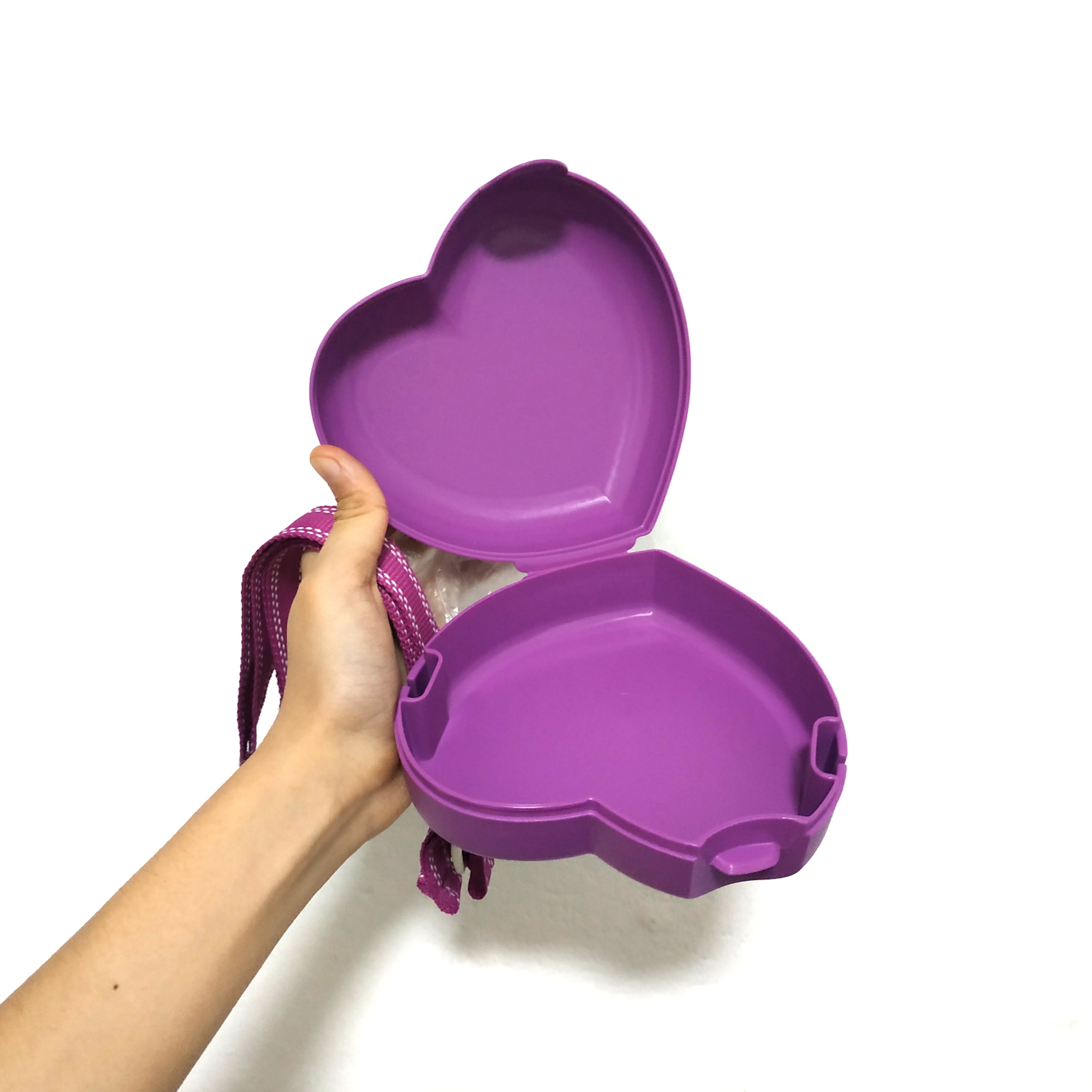 Tupperware Love In A Box Heart Lunch Box Sandwich Container Keeper Bag ...