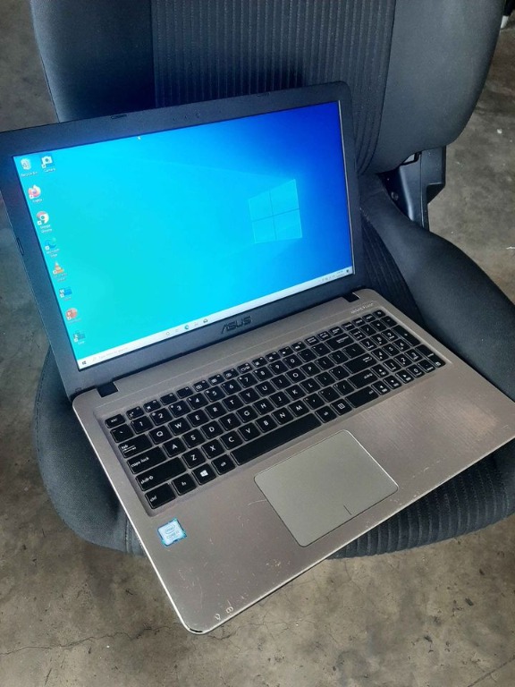 Asus X540u Core i7 7th Gen, Radeon m420 graphics, 4gb ddr4, 120gb SSD ...