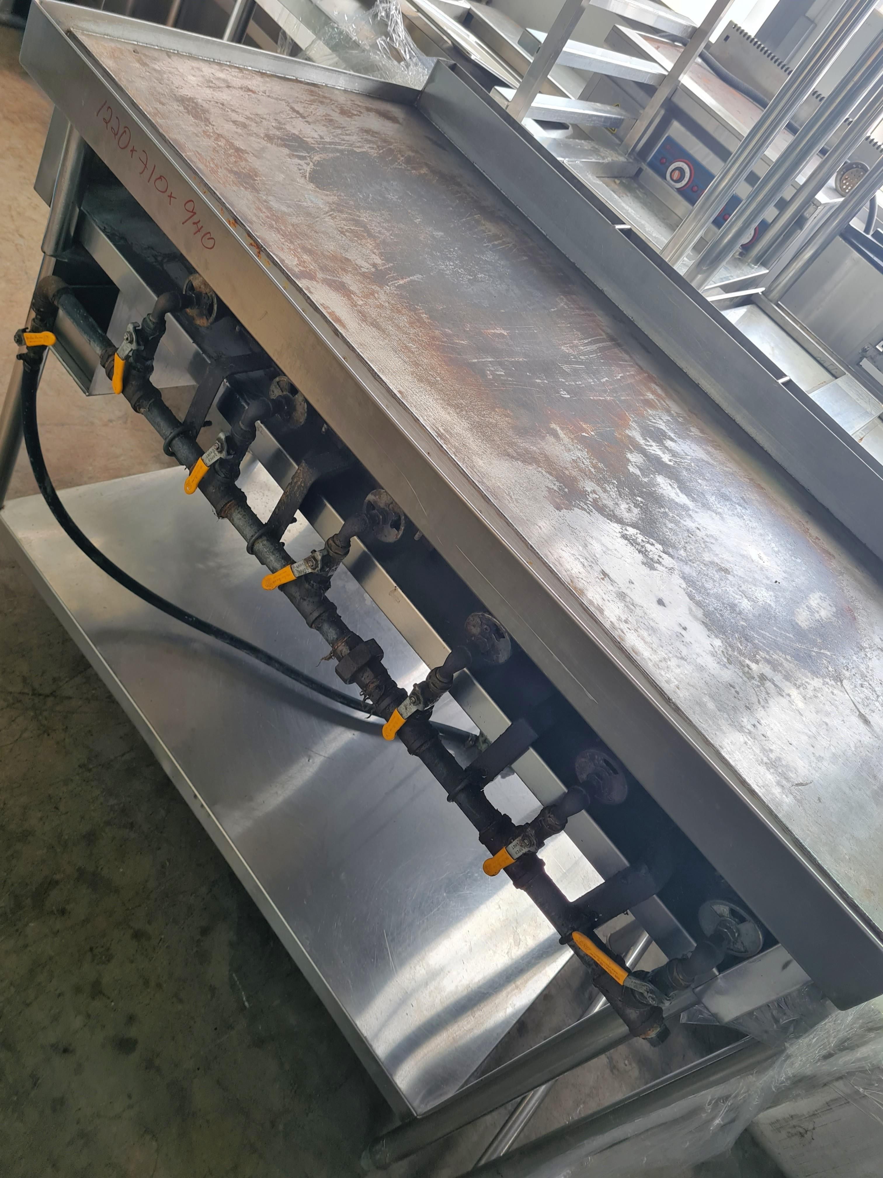 Gas Flat Hot Plate Cooking Griddle Stove / Prata, Dosa - Commercial ...