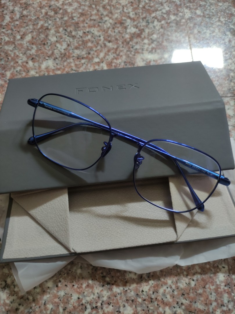 Fonex titanium spring spectacle frame (blue), Women's Fashion, Watches ...