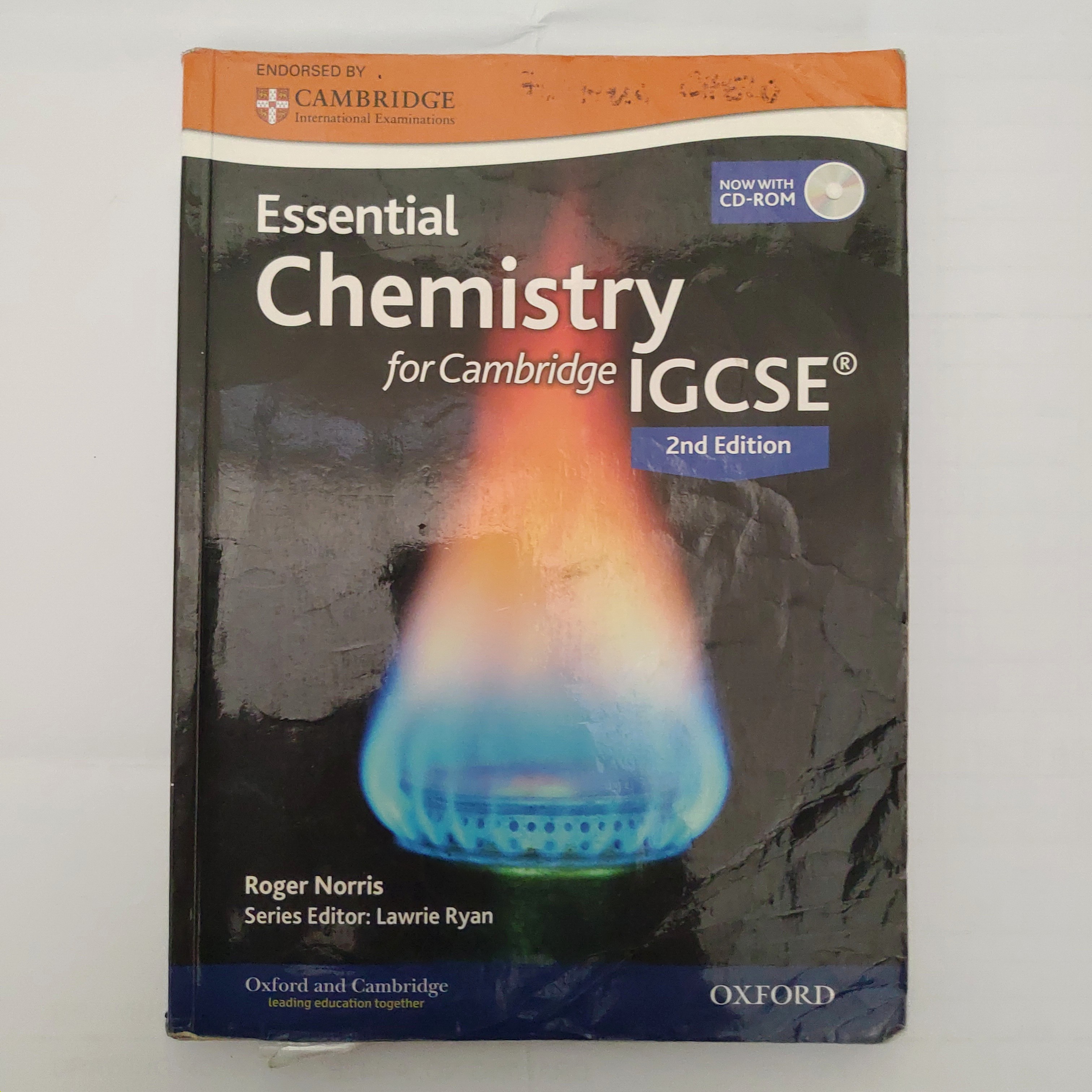 IGCSE Essential ChemistryCambridge IGCSE, Hobbies & Toys, Books ...
