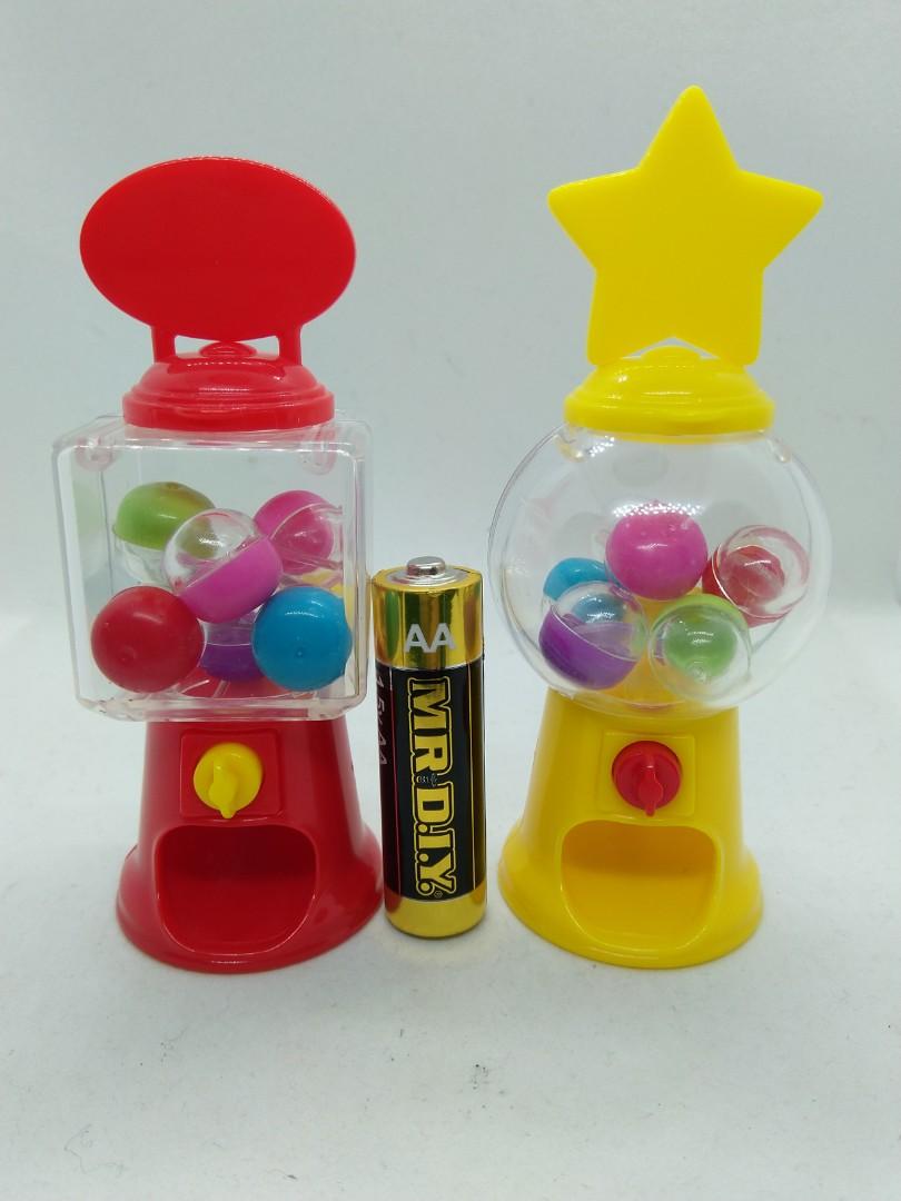Mini Gashapon Capsule Machine Set, Hobbies & Toys, Collectibles ...