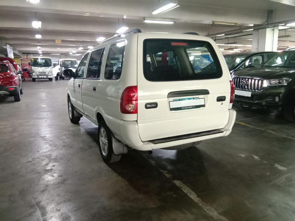 2013 Isuzu Crosswind XT MT Manual, Cars for Sale, Used Cars on Carousell