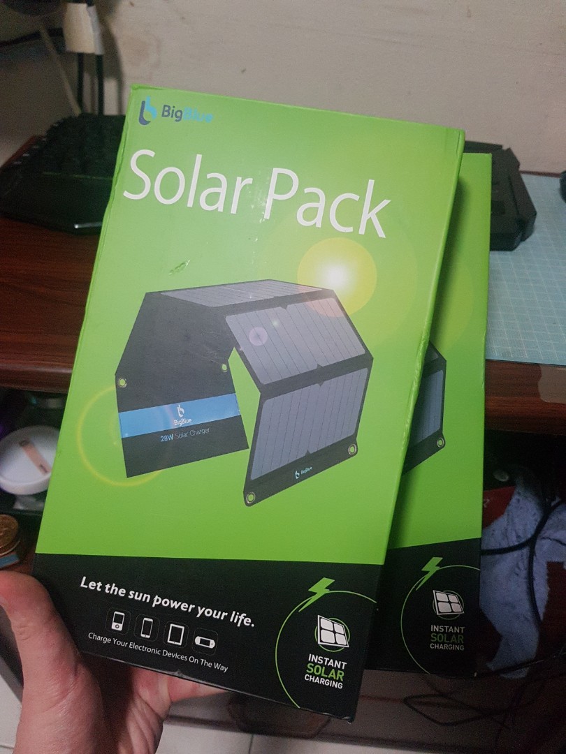 Bigblue Solar Charger 28W 3USB Port(Latest model) Big Blue, Mobile ...