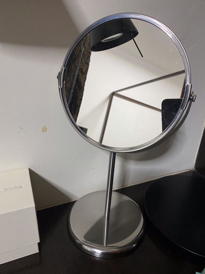 Desk Mirror, Furniture & Home Living, Home Decor, Mirrors on Carousell