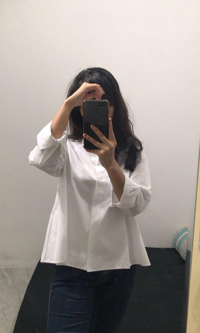 (Nett) NEW! Kemeja Putih Uniqlo / Kemeja Uniqlo Putih / Kemeja ... (Nett) NEW! Kemeja Putih Uniqlo / Kemeja Uniqlo Putih / Kemeja ...
