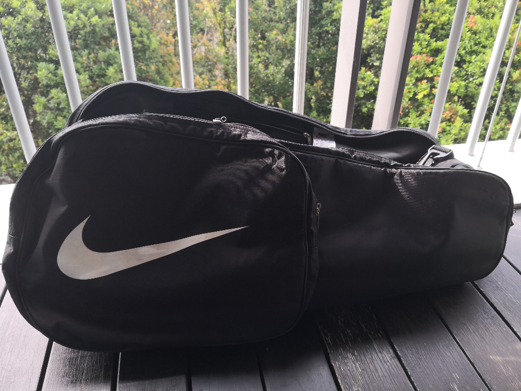 Nike Tennis Bag - 6 racquets, Sports Equipment, Sports & Games, Racket ...