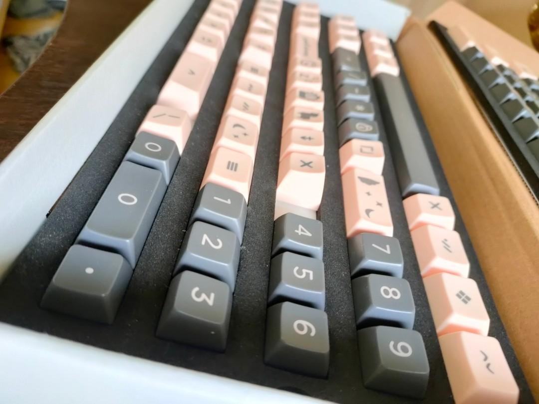 PBT SA bliss keycaps, Computers & Tech, Parts & Accessories, Computer ...