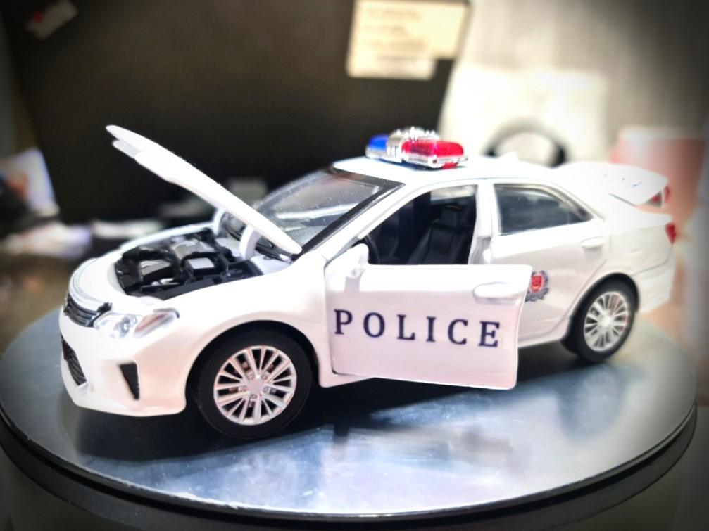 Police Cars Scale 1:32, Hobbies & Toys, Toys & Games on Carousell