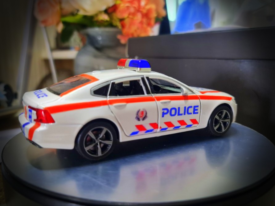 Police Cars Scale 1:32, Hobbies & Toys, Toys & Games on Carousell