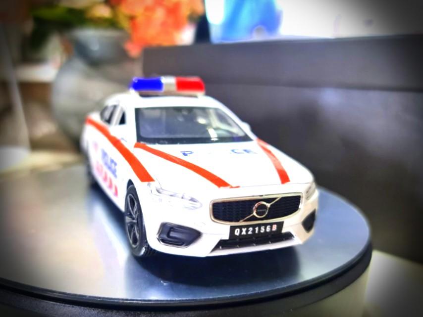 Police Cars Scale 1:32, Hobbies & Toys, Toys & Games on Carousell
